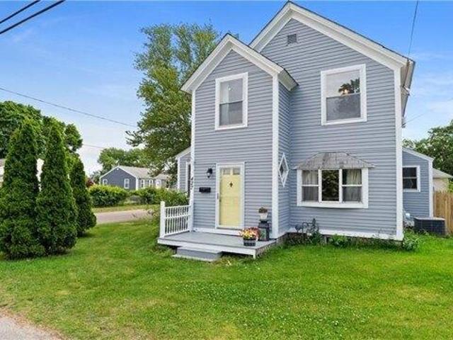 house with 3 bedroom, Warwick RI DS104297565