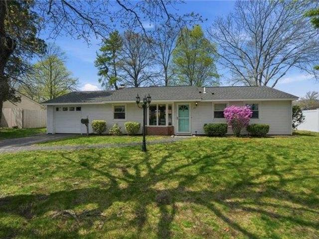 house with 3 bedroom, Warwick RI DS102217798