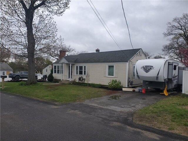 house with 3 bedroom, Warwick RI DS102256607