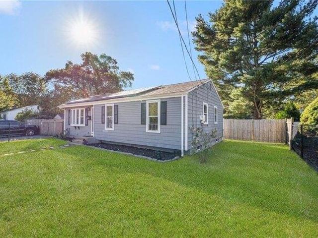 house with 3 bedroom, Warwick RI DS102318322
