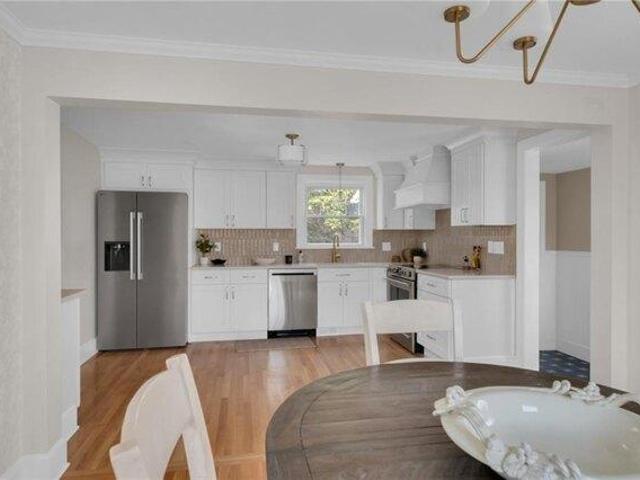 house with 3 bedroom, Warwick RI DS102411710