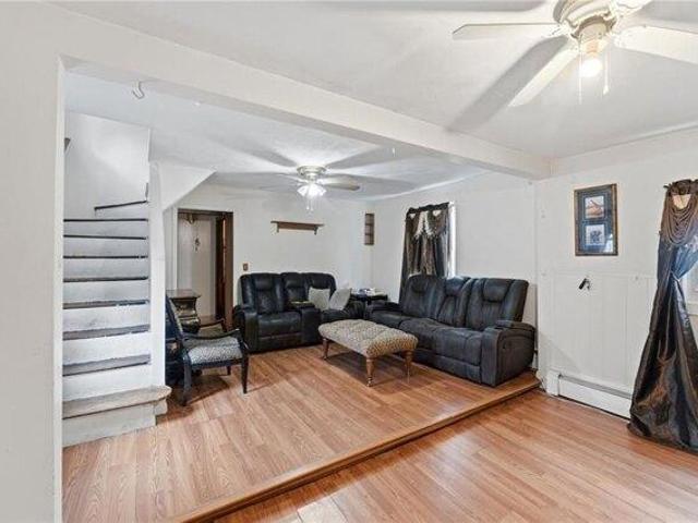 house with 3 bedroom, Warwick RI DS102411876