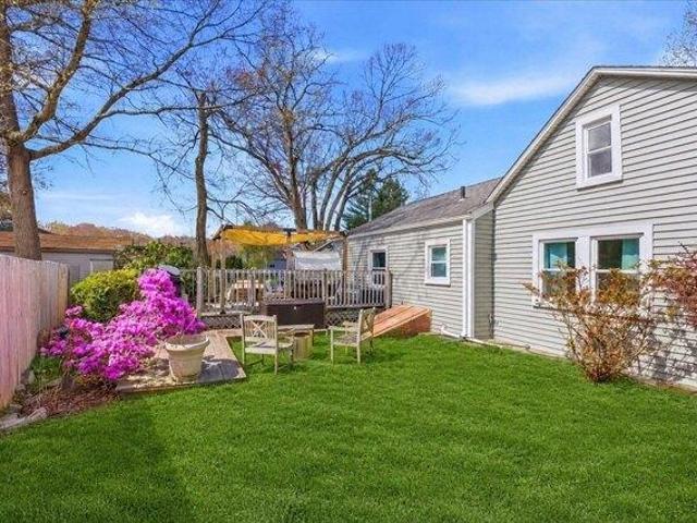 house with 3 bedroom, Warwick RI DS102445435