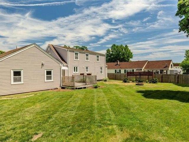 house with 3 bedroom, Warwick RI DS102762425