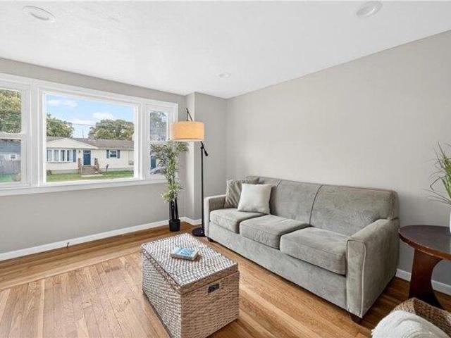 house with 3 bedroom, Warwick RI DS103020640