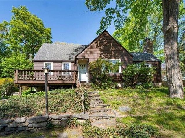 house with 3 bedroom, Warwick RI DS103033327