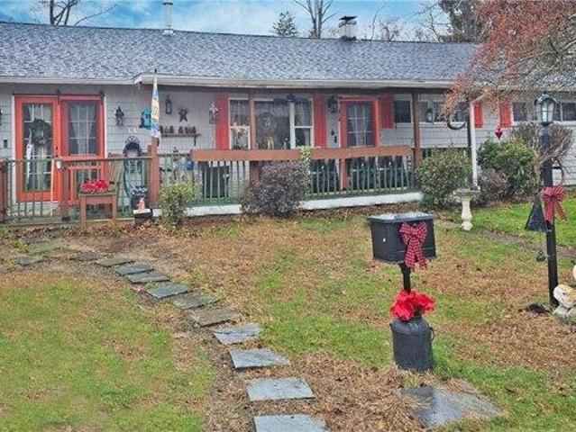 house with 3 bedroom, Warwick RI DS103097889