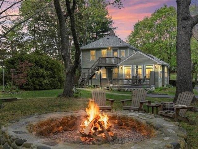 house with 3 bedroom, Warwick RI DS103444559