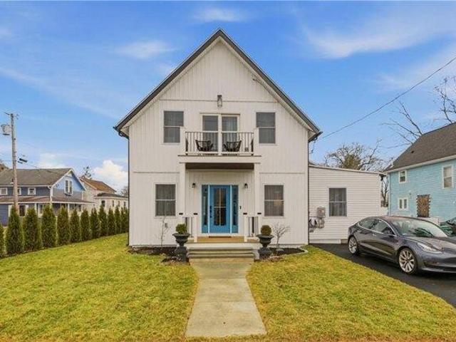 house with 3 bedroom, Warwick RI DS103497887