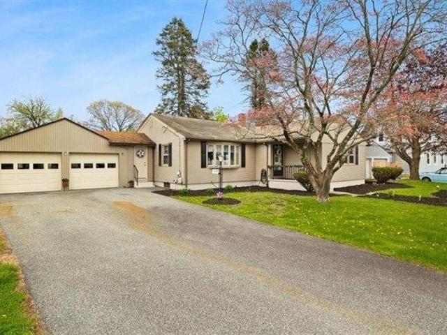 house with 3 bedroom, Warwick RI DS103663639