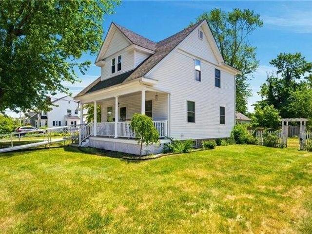 house with 3 bedroom, Warwick RI DS103967170