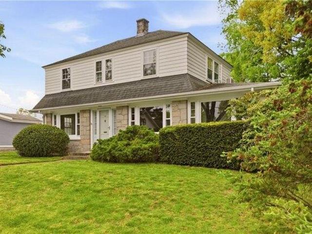 house with 3 bedroom, Warwick RI DS103969382