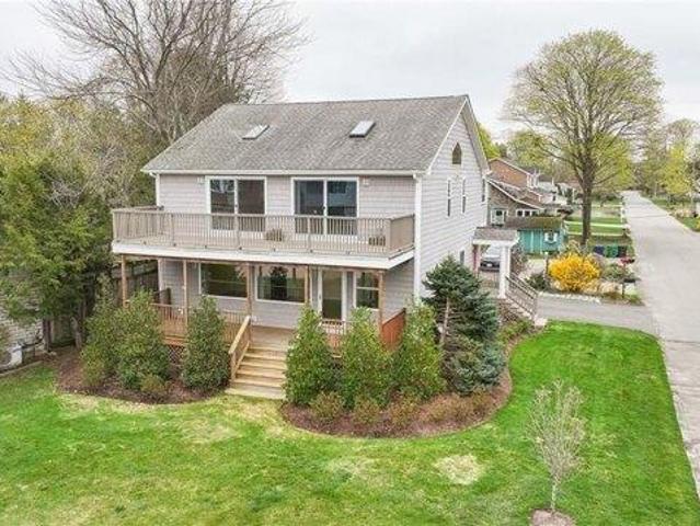 house with 3 bedroom, Warwick RI ES104043931