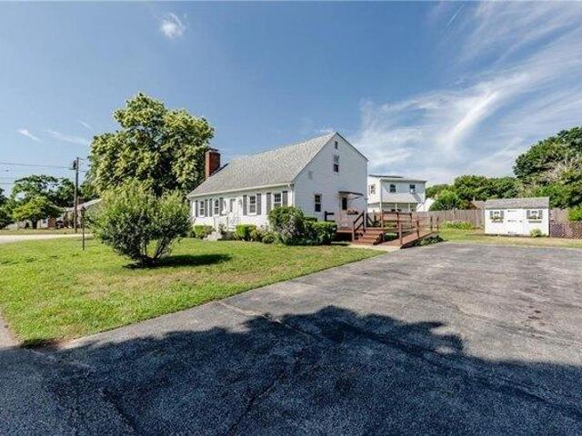 house with 3 bedroom, Warwick RI ES104235454