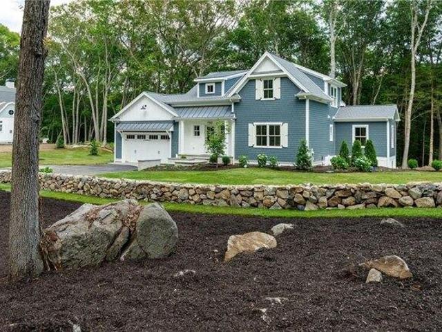 house with 3 bedroom, Warwick RI ES104235928
