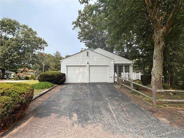house with 3 bedroom, Warwick RI ES104233374