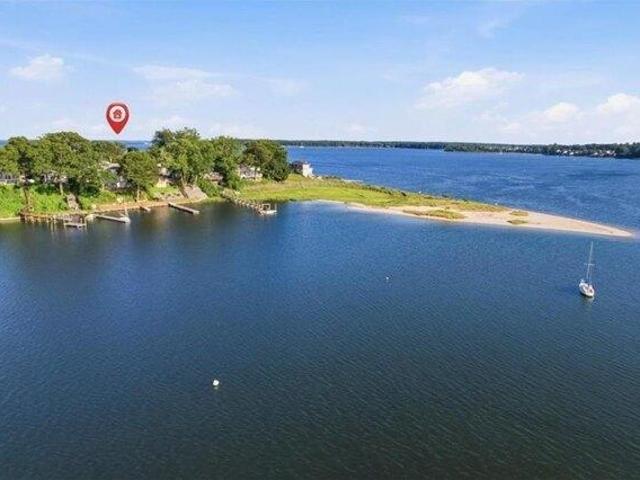 house with 3 bedroom, Warwick RI ES104833571