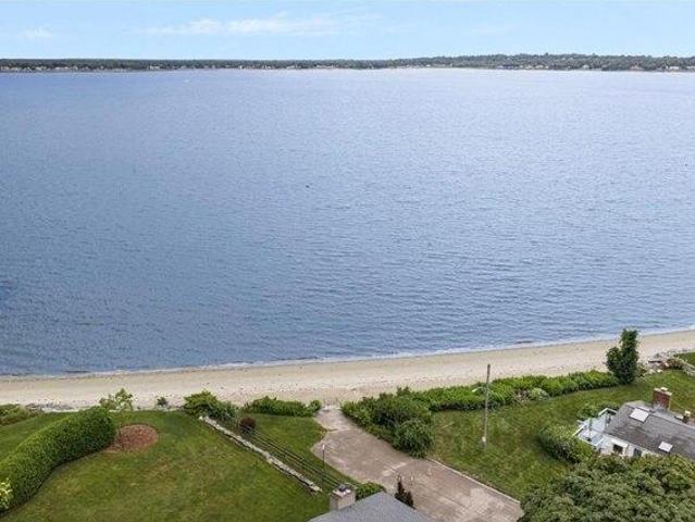 house with 3 bedroom, Warwick RI ES105079809