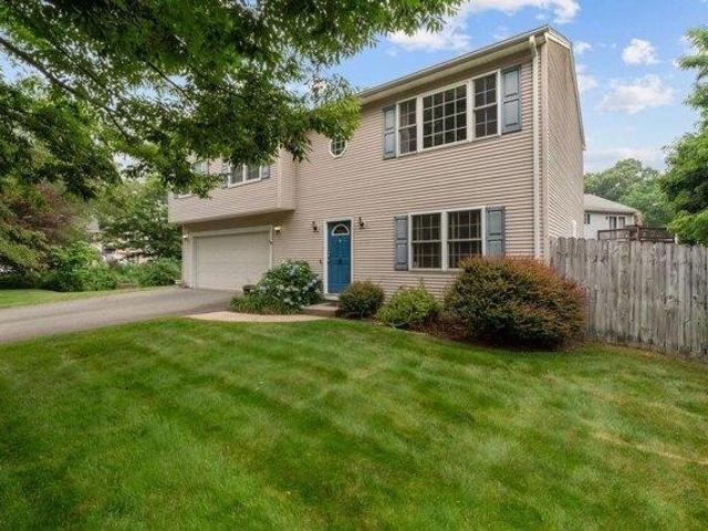 house with 3 bedroom, Warwick RI ES105080749