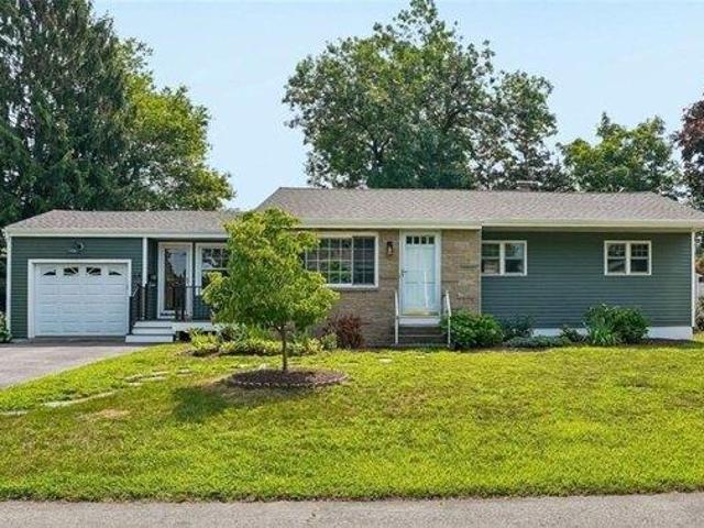 house with 3 bedroom, Warwick RI ES105094045