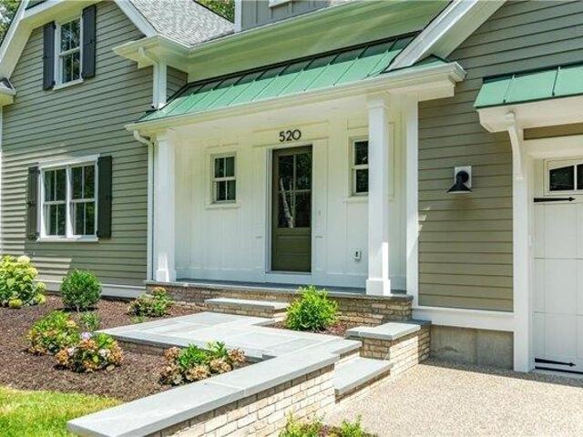 house with 3 bedroom, Warwick RI ES105125515