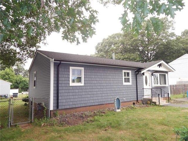 house with 3 bedroom, Warwick RI ES105140709