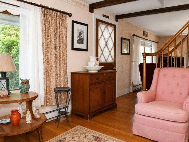 house with 3 bedroom, Warwick RI ES105176004