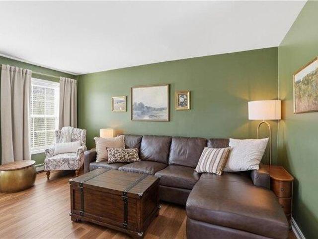 house with 3 bedroom, Warwick RI ES103017351