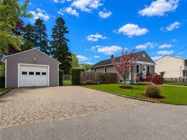 house with 3 bedroom, Warwick RI ES103037728
