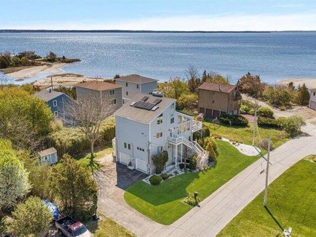 house with 3 bedroom, Warwick RI ES103162658