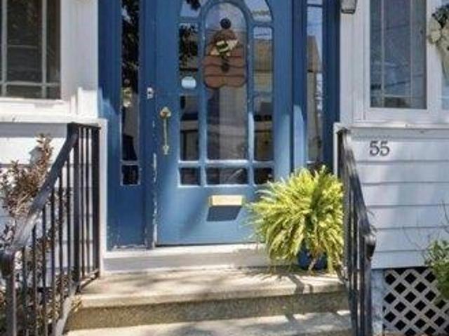 house with 3 bedroom, Warwick RI ES103443771