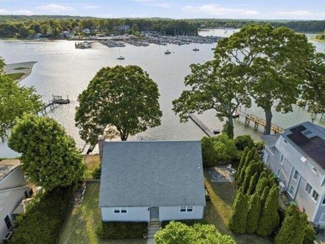 house with 3 bedroom, Warwick RI ES103968086