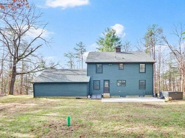 house with 3 bedroom, Ware MA DLS102343749
