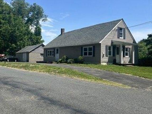 house with 3 bedroom, Ware MA DS104297356