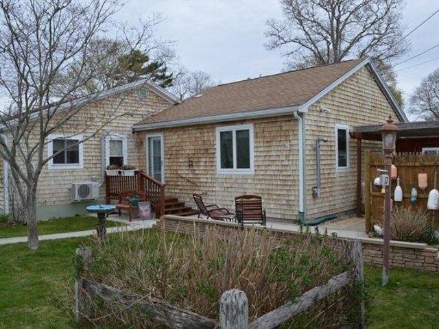 house with 3 bedroom, Wareham MA DS102119055