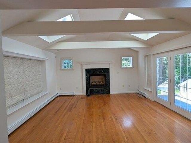 house with 3 bedroom, Wareham MA ES104075103