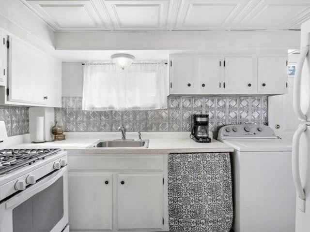 house with 3 bedroom, Wareham MA ES104649856