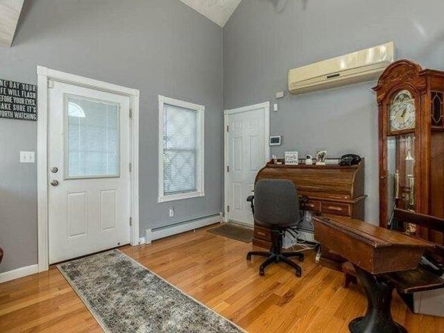 house with 3 bedroom, Wareham MA ES103967774