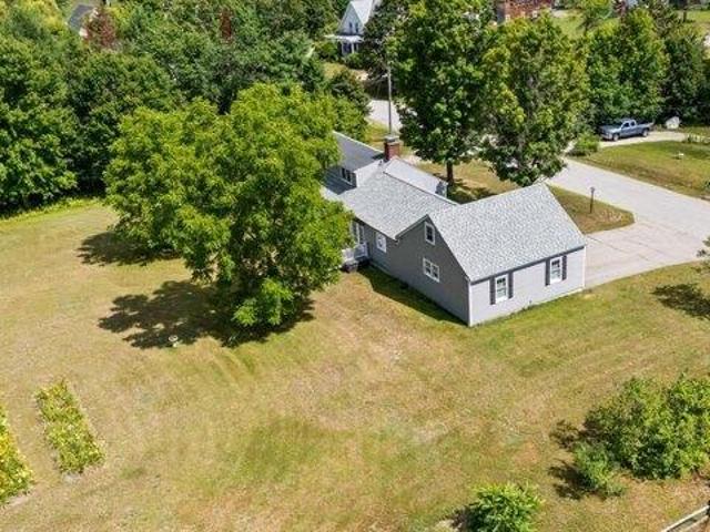 house with 3 bedroom, Warner NH ES105106555