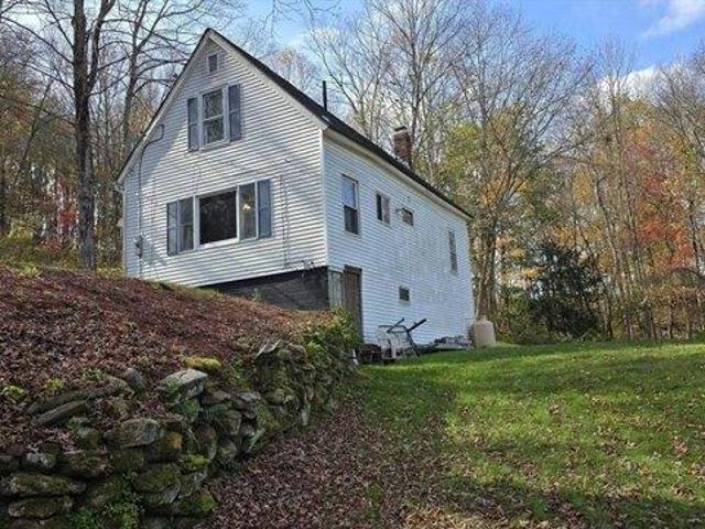 house with 3 bedroom, Warren MA ES103220614