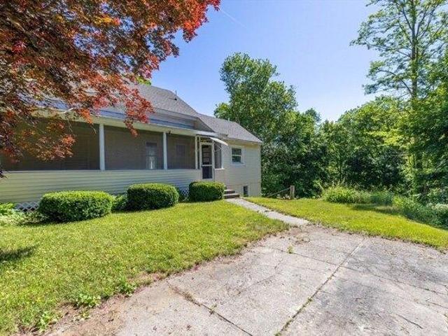 house with 3 bedroom, Warren MA ES103223599