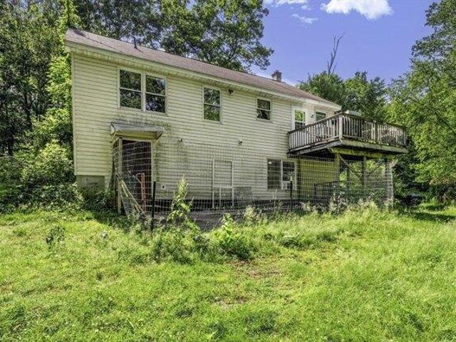 house with 3 bedroom, Warren MA ES104568697