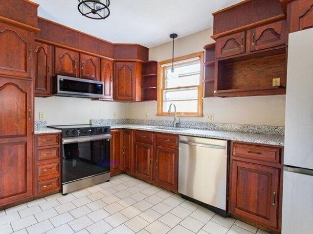 house with 3 bedroom, Warren MA ES104811755