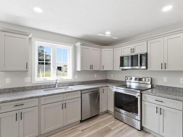 house with 3 bedroom, Warren MA ES105058980