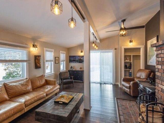 house with 3 bedroom, Warren ME DS102255053