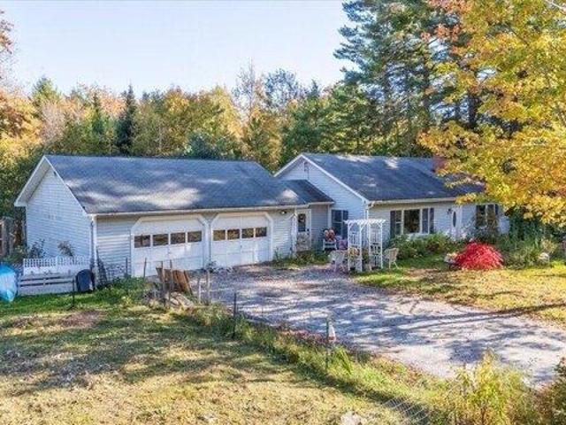 house with 3 bedroom, Warren ME DS102343984