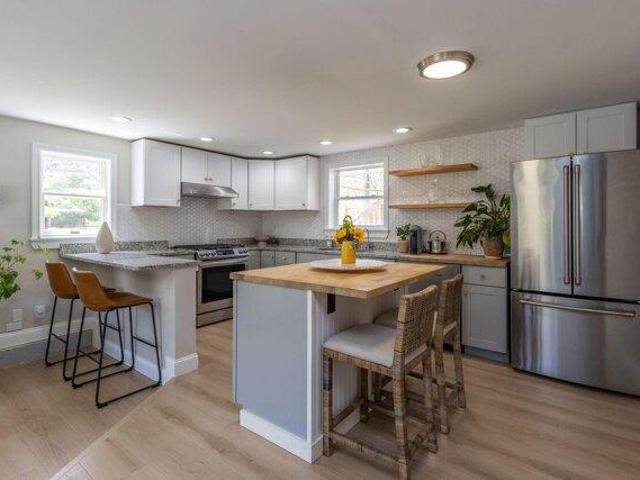 house with 3 bedroom, Warren ME ES103499543