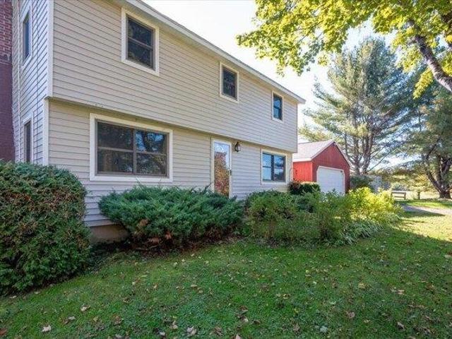 house with 3 bedroom, Warren ME ES105115546