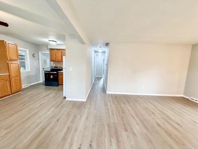 house with 3 bedroom, Warren MI DS100973075