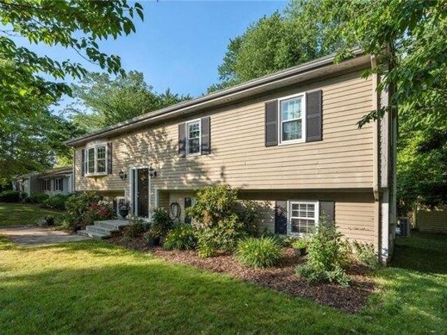 house with 3 bedroom, Warren RI DS103889438